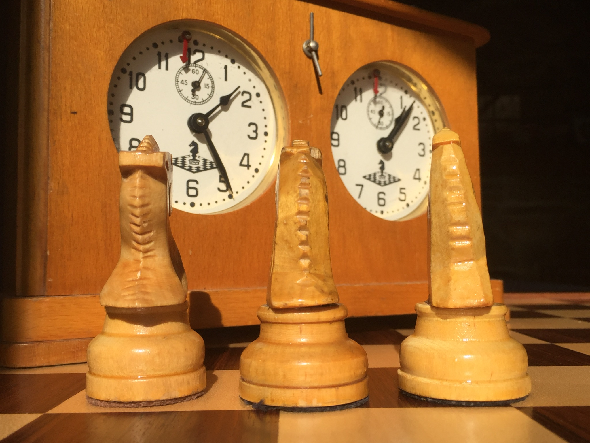 Four Styles of Grandmaster Chess Sets: The GM3 Design – Soviet and Late ...