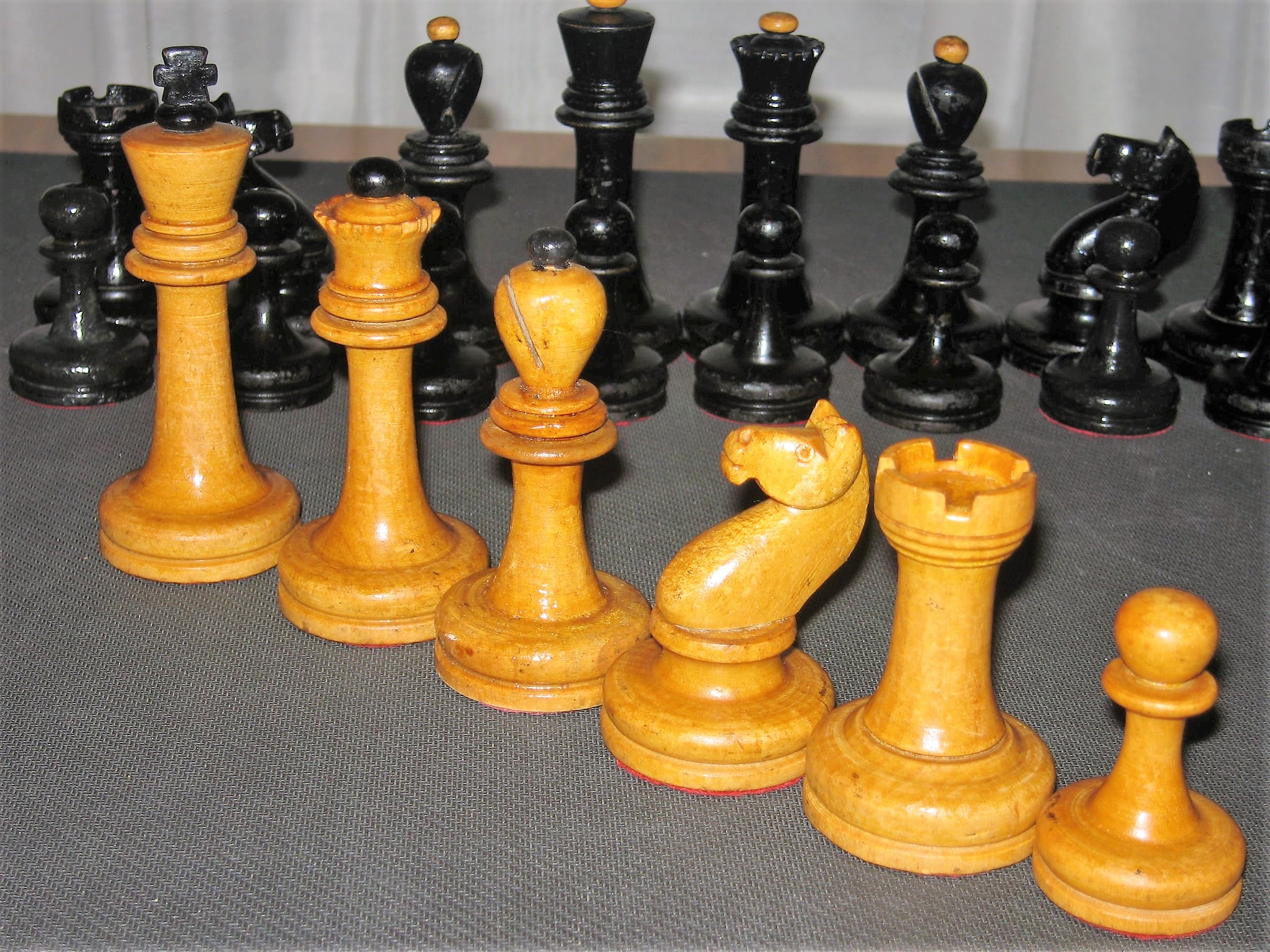 Proto-Tal Chess Pieces, c. 1940 – Soviet and Late Tsarist Chess Sets